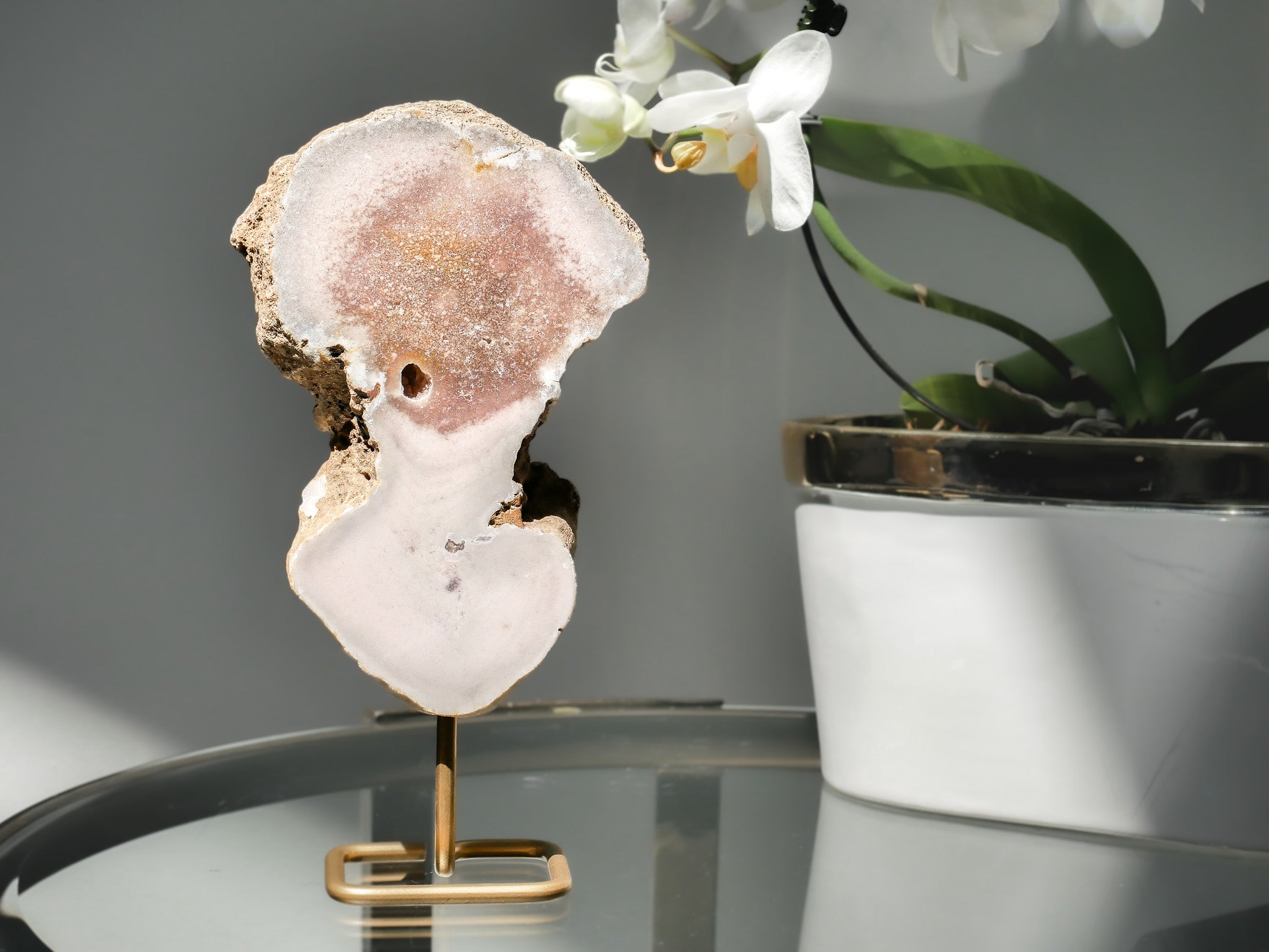Crystals on Stands: Transform Your Space with Energetic Beauty ...